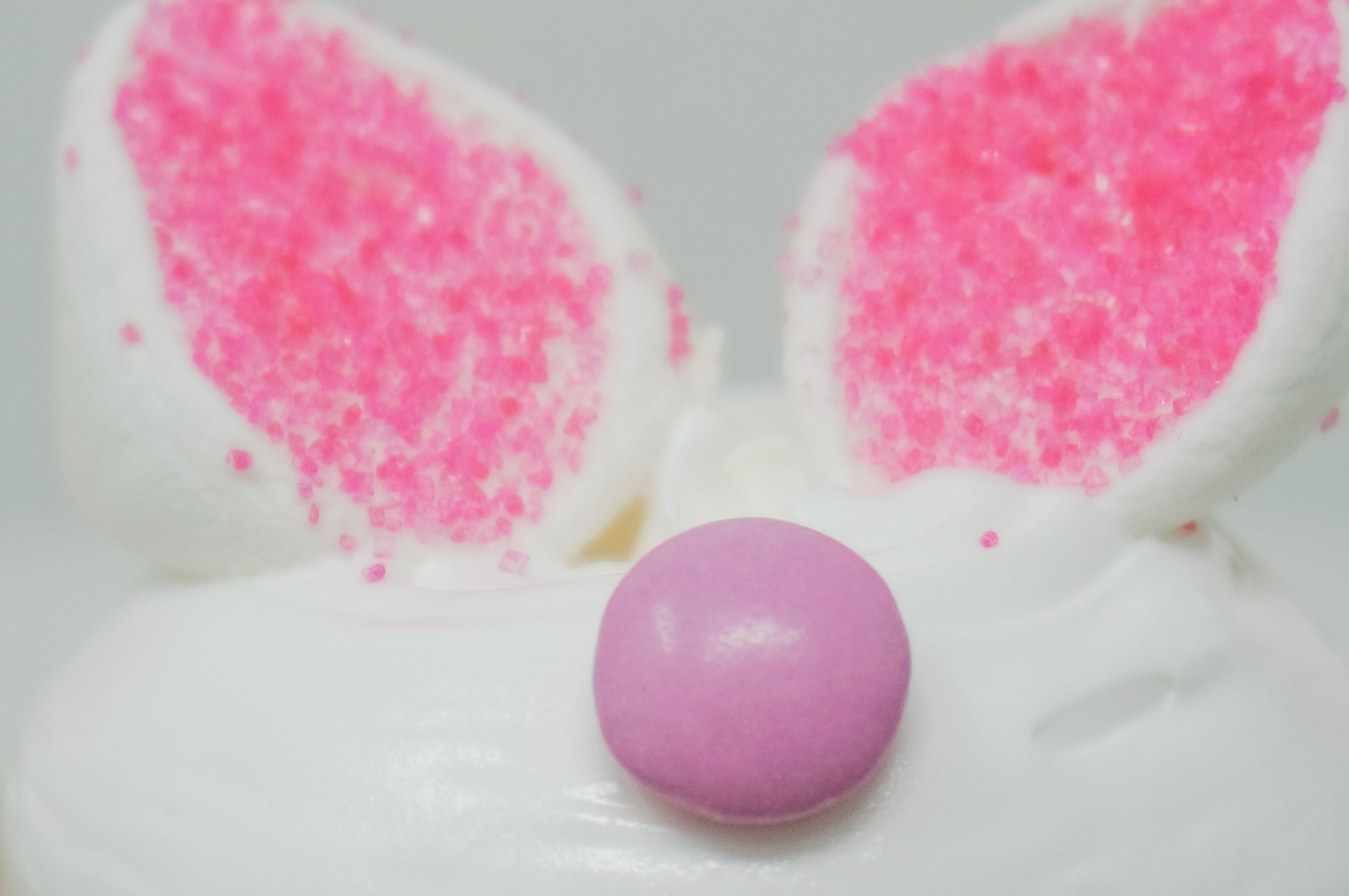 Easy Easter Bunny Cupcakes (Cute Marshmallow Bunny Ears) - Grace Like ...