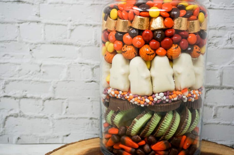 Halloween Candy Jar - Grace Like Rain Blog