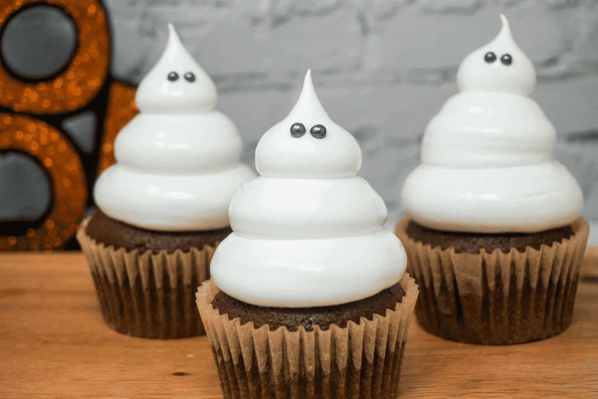 Halloween Ghost Cupcakes - Grace Like Rain Blog