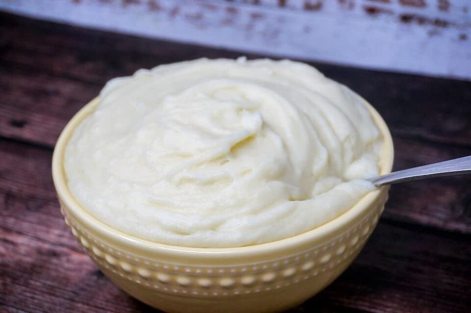 How to Make Instant Mashed Potatoes Taste Homemade (Easy 5-Minute Hack ...