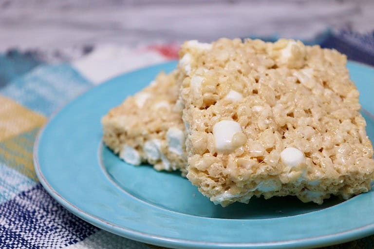 Extra Marshmallowy Rice Krispie Treats - Grace Like Rain Blog