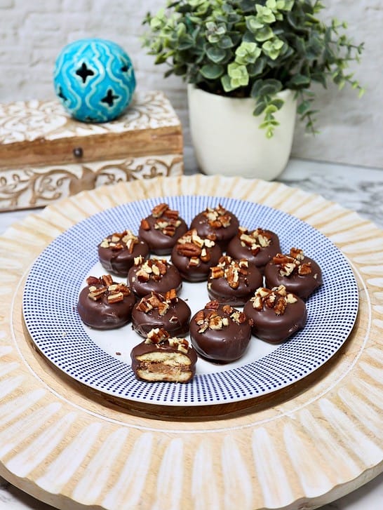 No Bake Turtle Cookies - Grace Like Rain Blog
