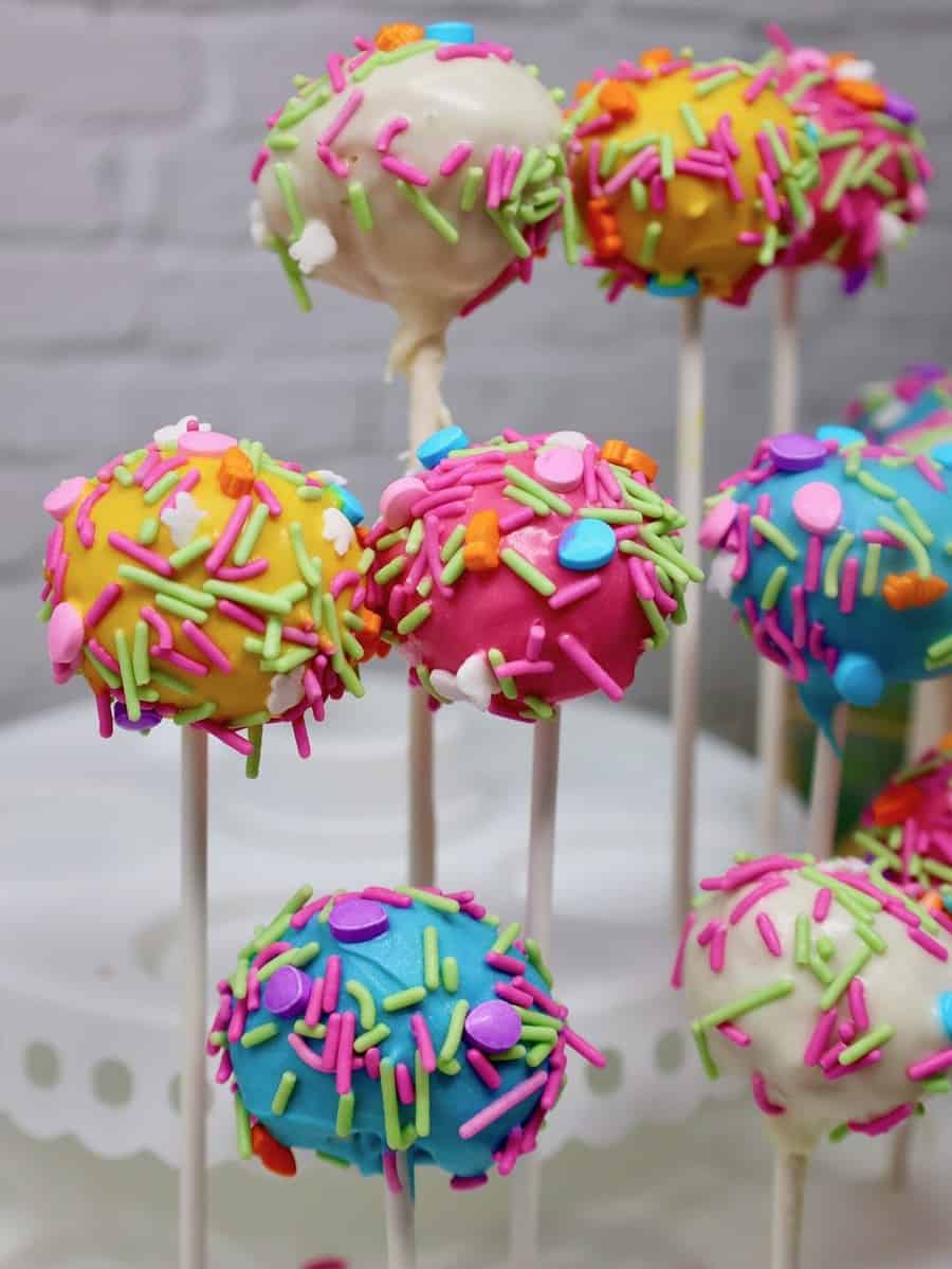 Easy Sugar Cookie Cake Pops - Grace Like Rain Blog