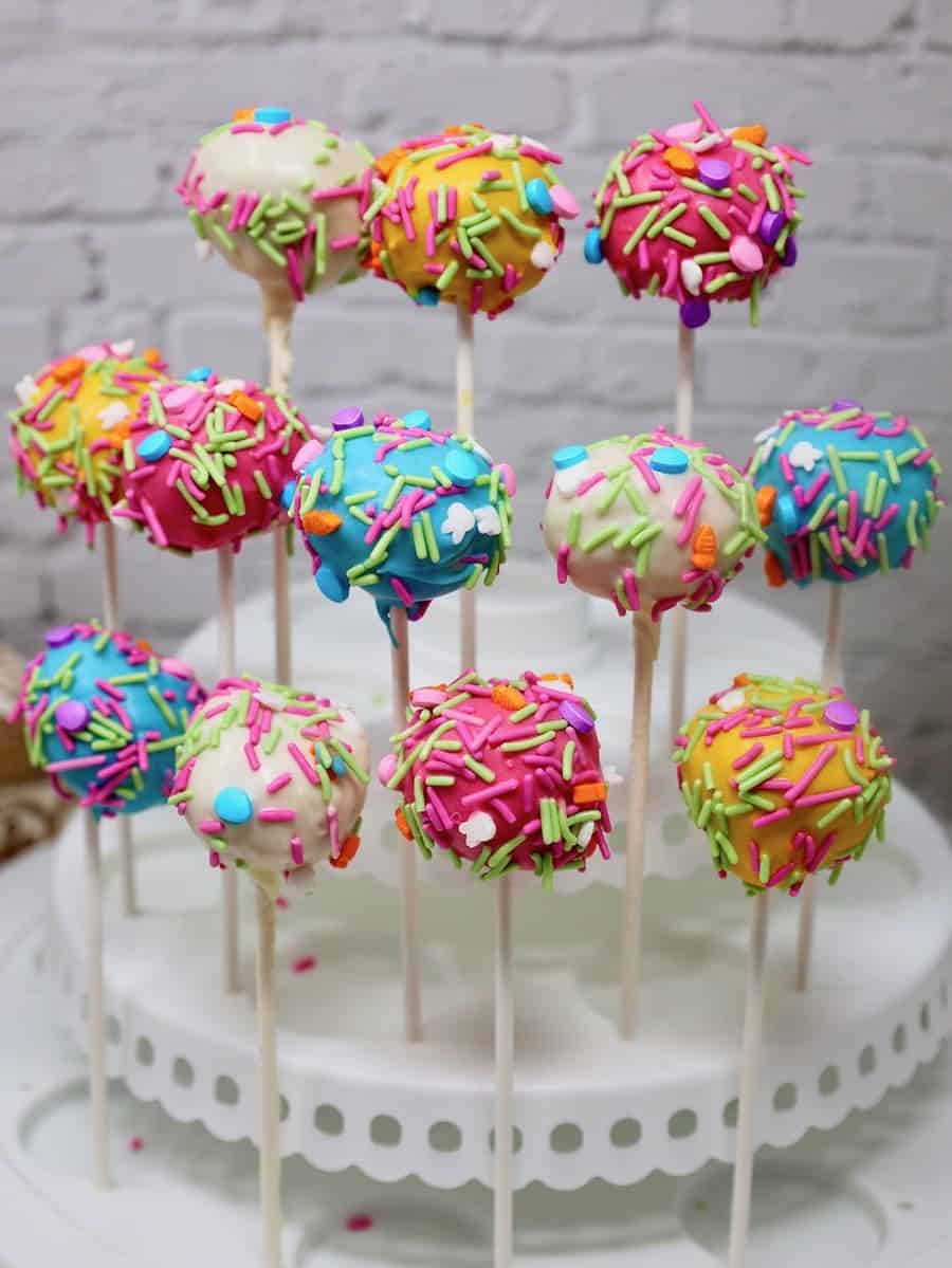Easy Sugar Cookie Cake Pops - Grace Like Rain Blog