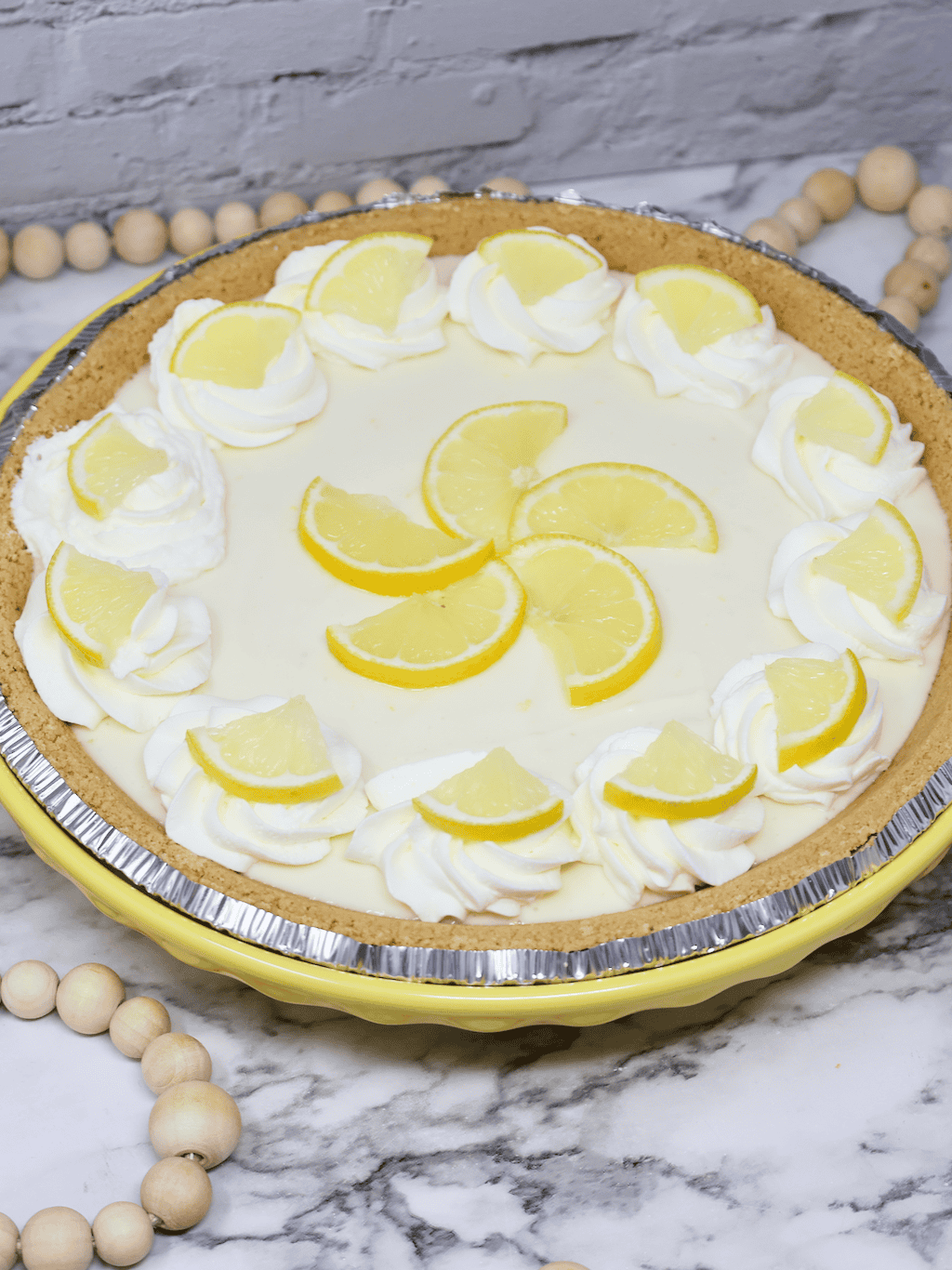 3 Ingredient Lemon Pie (No Bake Lemon Icebox Pie with Condensed Milk ...