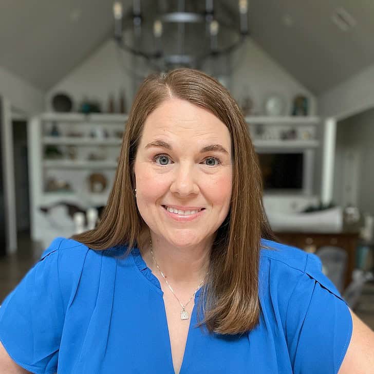 All About Jennifer Smith: Behind the Scenes of Grace Like Rain Blog ...
